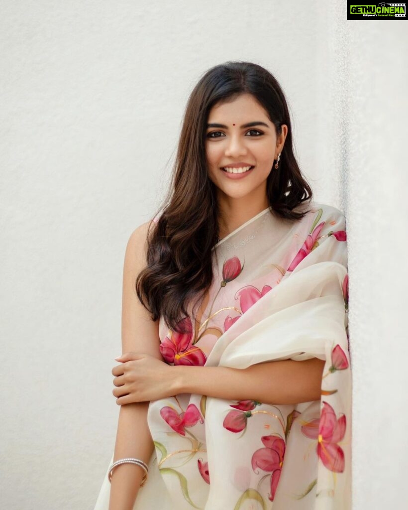 Actress Kalyani Priyadarshan HD Photos and Wallpapers January 2022 ...