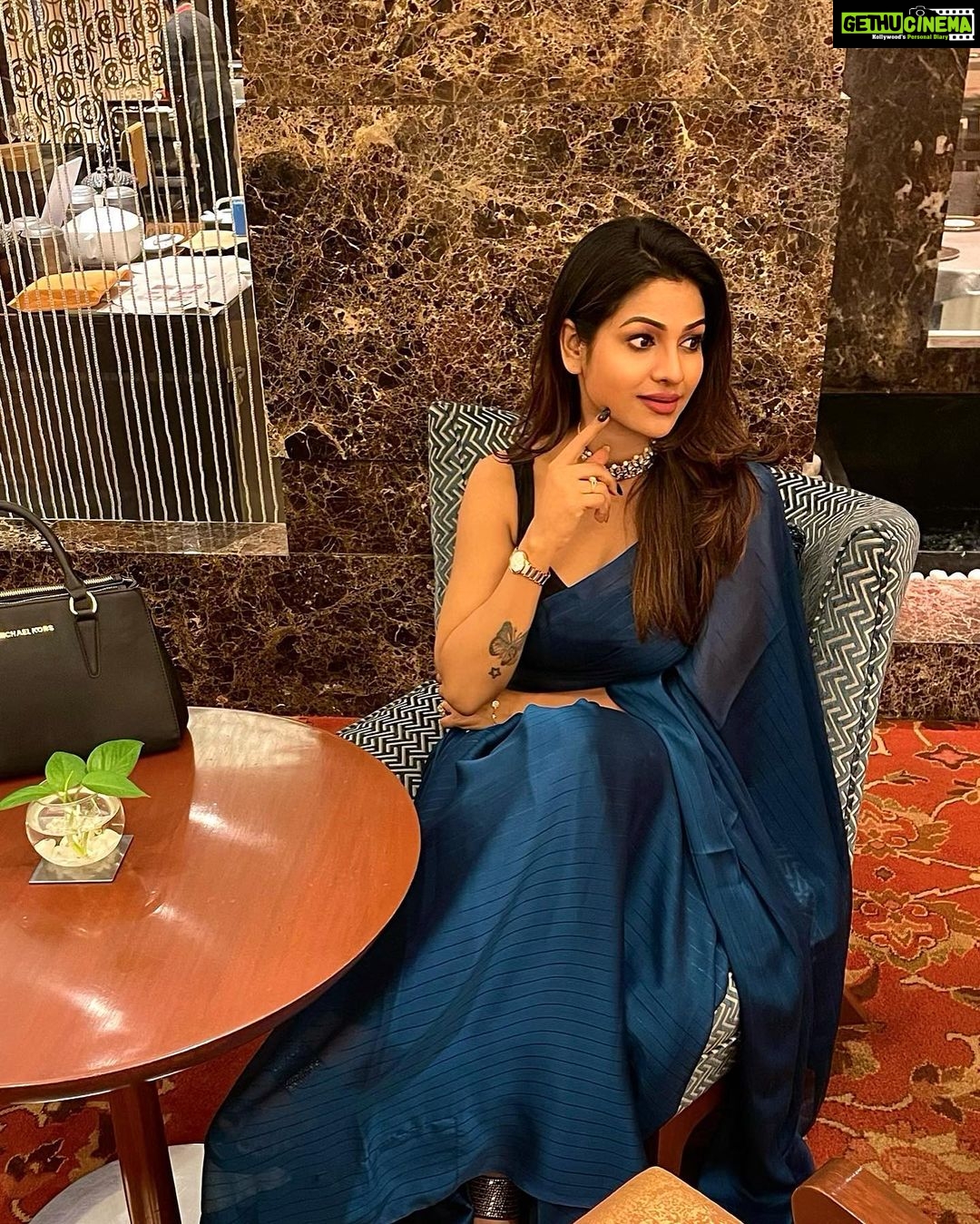 Actress Leesha HD Instagram Photos and Wallpapers June 2022 | Gethu Cinema