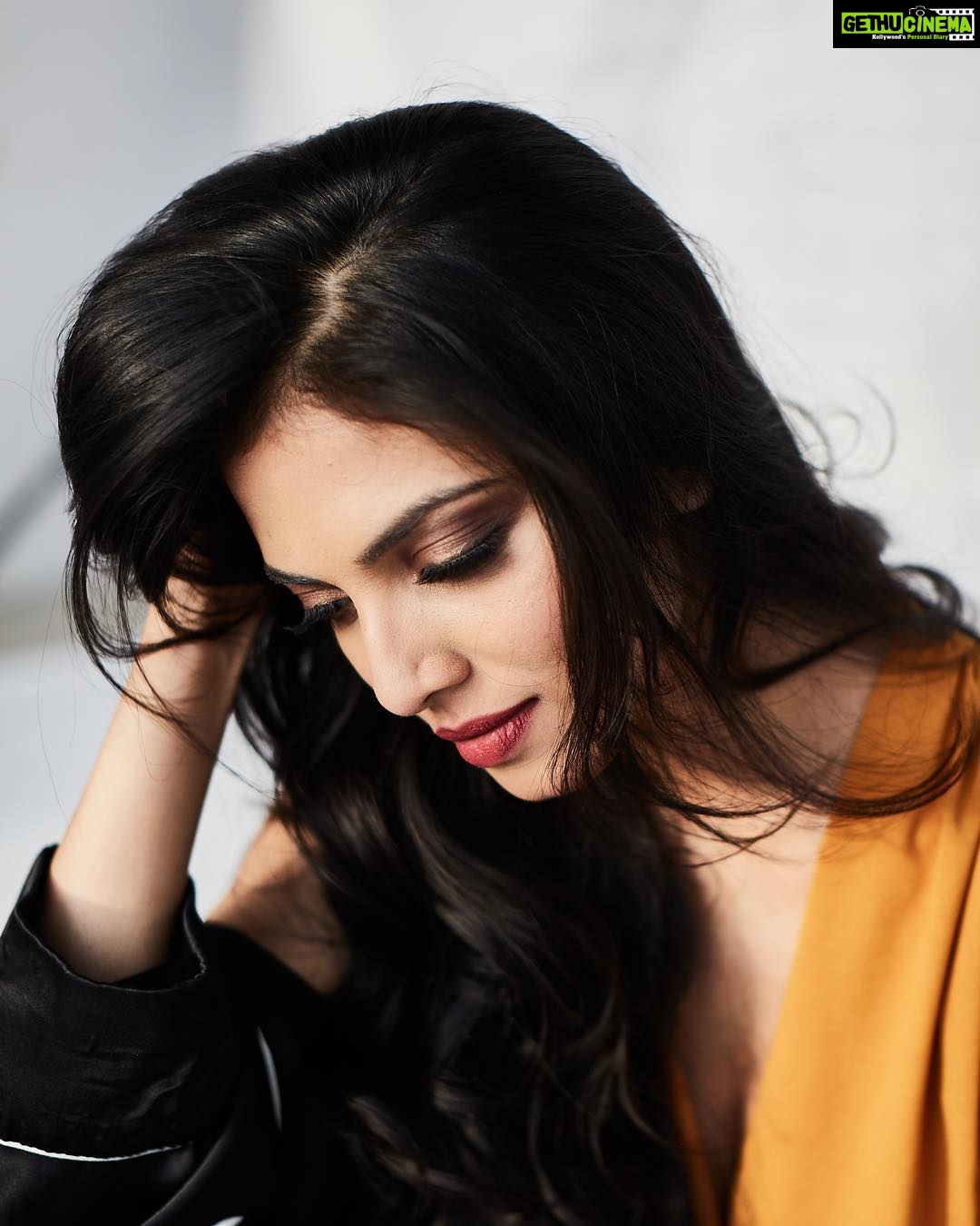 Malavika Mohanan Instagram – What an amazing show tonight ...