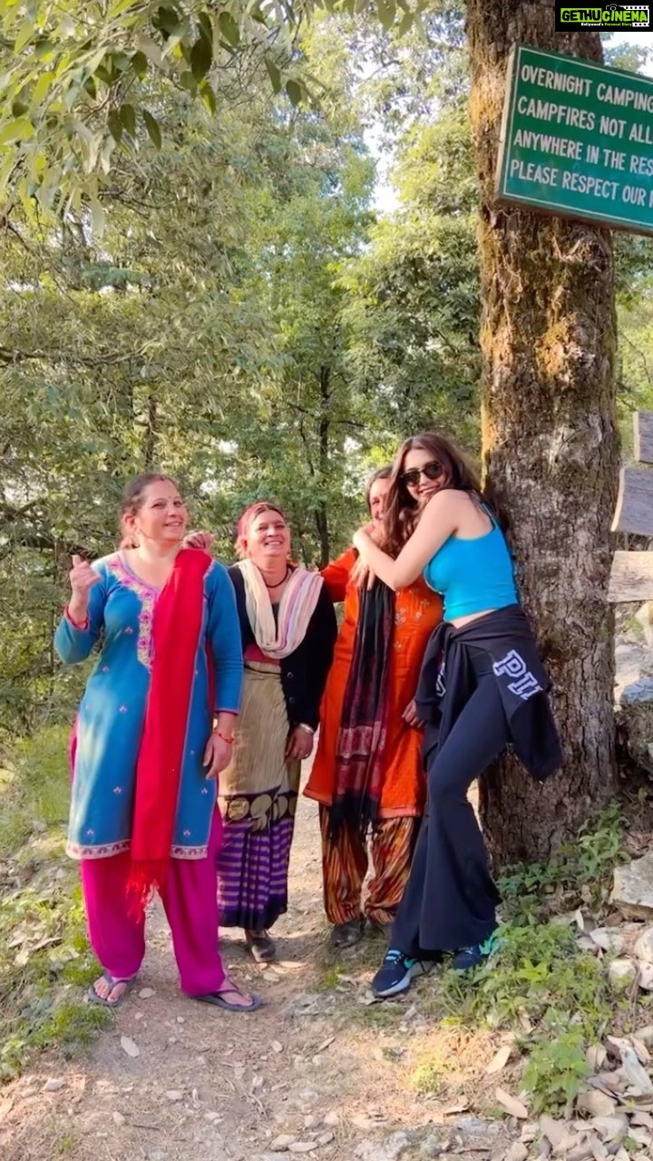 Ruhi Singh Instagram – These mountain beauties 😍 | Gethu Cinema