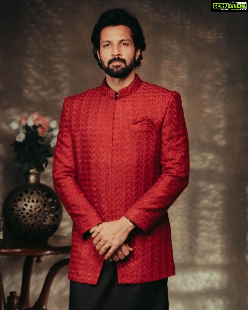 Actor Santhosh Prathap HD Instagram Photos and Wallpapers June 2022 ...