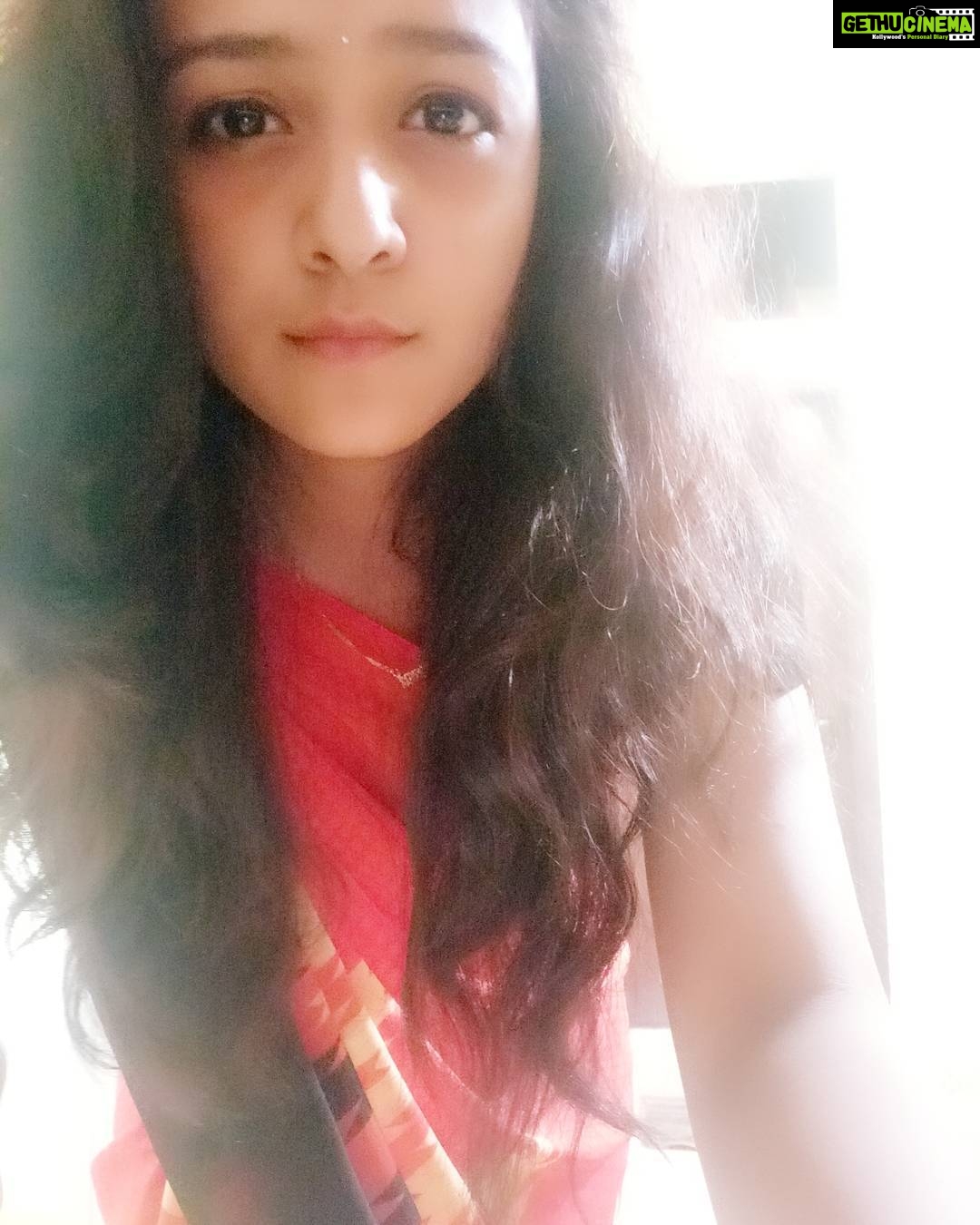Actress Vaishnavi Chaitanya Hd Photos And Wallpapers September 2017 Gethu Cinema