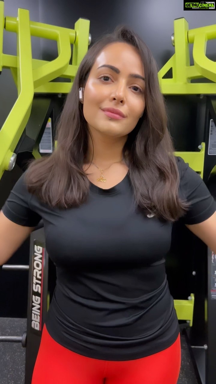 Aanchal Munjal Instagram – As fresh & hot as your morning coffee .. ☕️🤌 ...