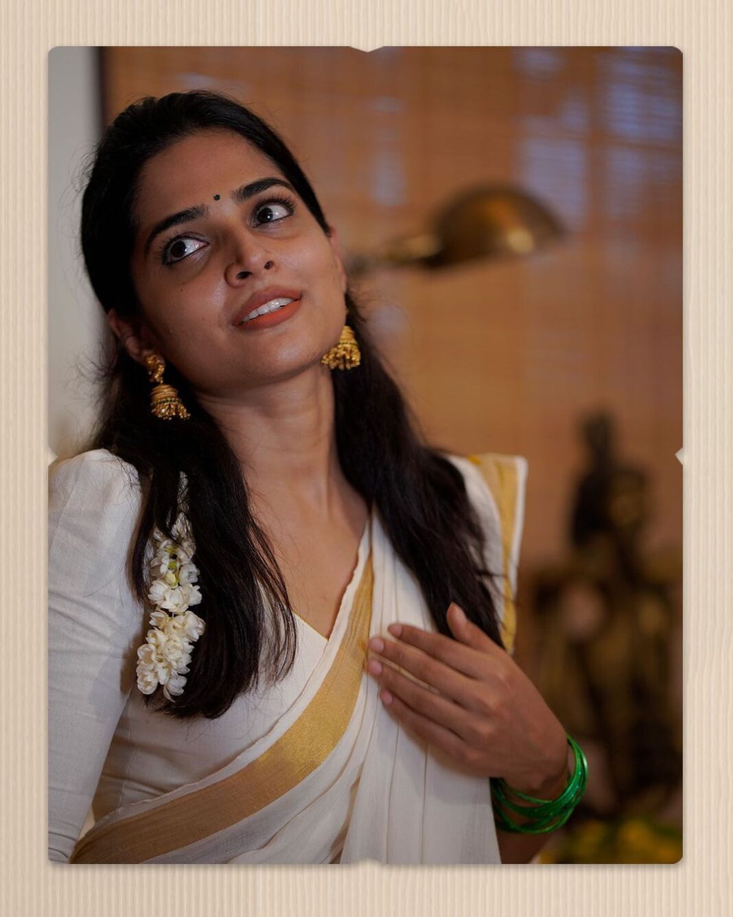 Actress Anagha HD Photos and Wallpapers June 2021 - Gethu Cinema