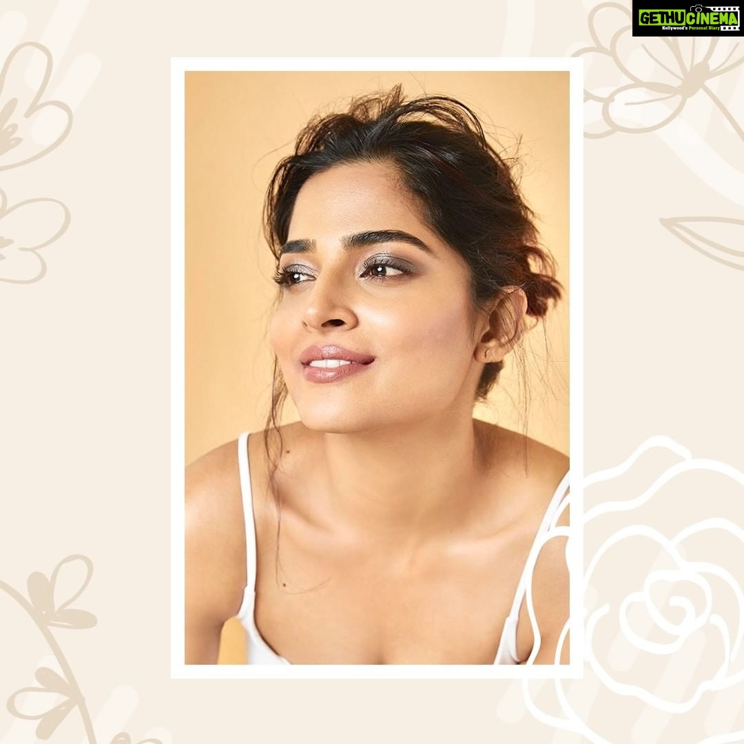 Anagha Instagram - #HappyHeart - Gethu Cinema