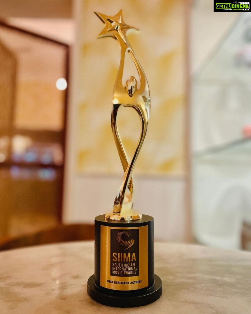 Anagha Instagram - And that was a beautiful evening …. - Gethu Cinema