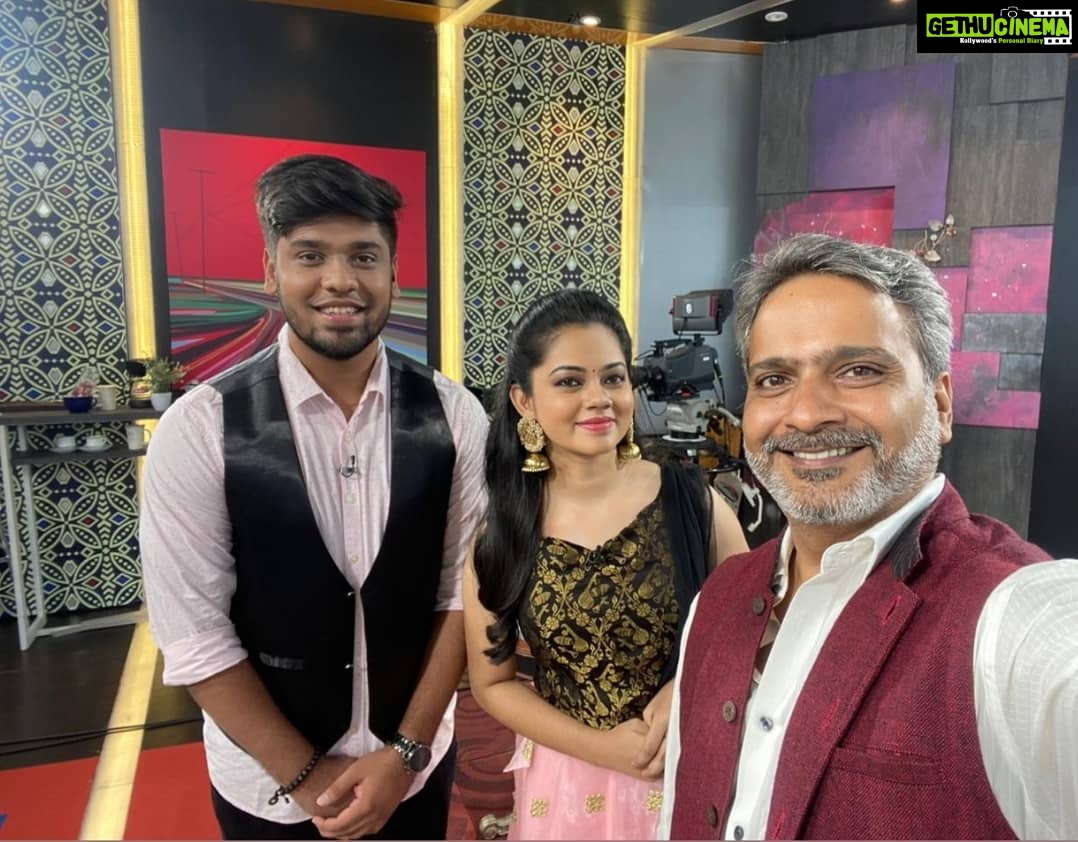 Anitha Sampath Instagram – Spb charan sir..today’s show.. 90s kids-ஆ ...