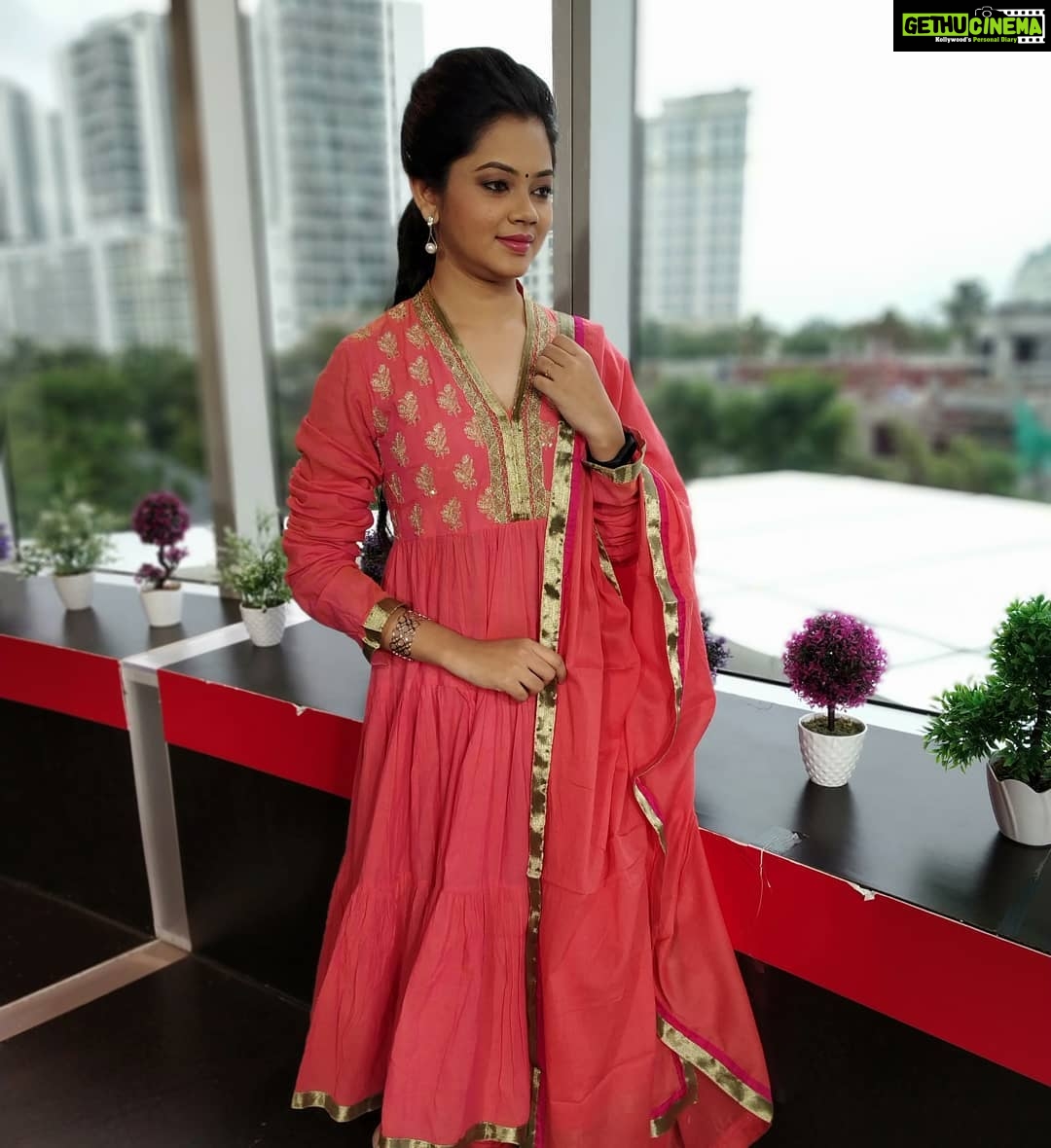 Anitha Sampath Instagram – #anitha #anithasampath #anchoranitha #suntv ...