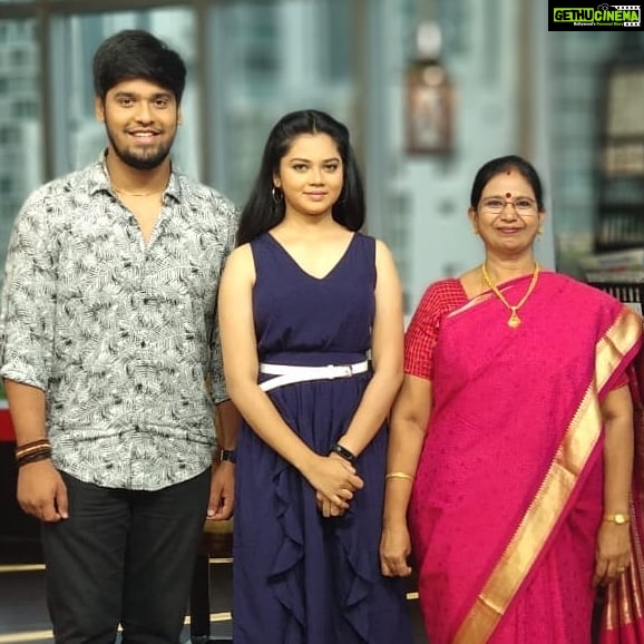 Anitha Sampath Instagram - Malliga badrinath mam in vanakam tamila ...