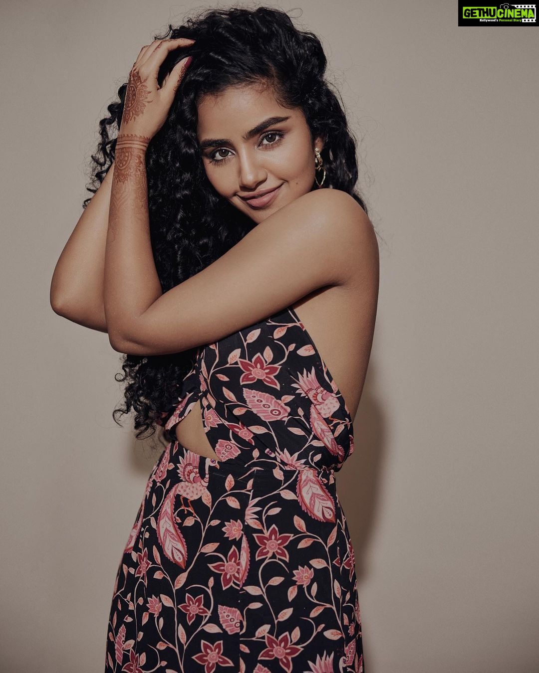 Actress Anupama Parameswaran HD Instagram Photos and Wallpapers July ...