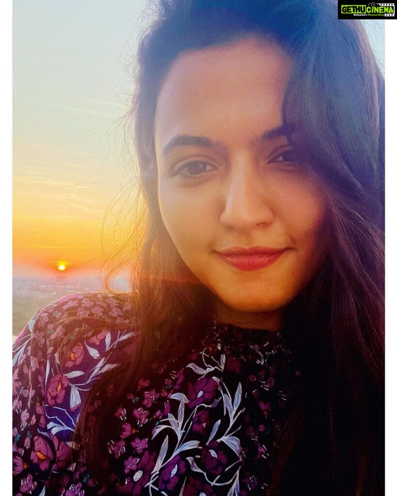 Aparna Das Instagram – 🎶 | Gethu Cinema