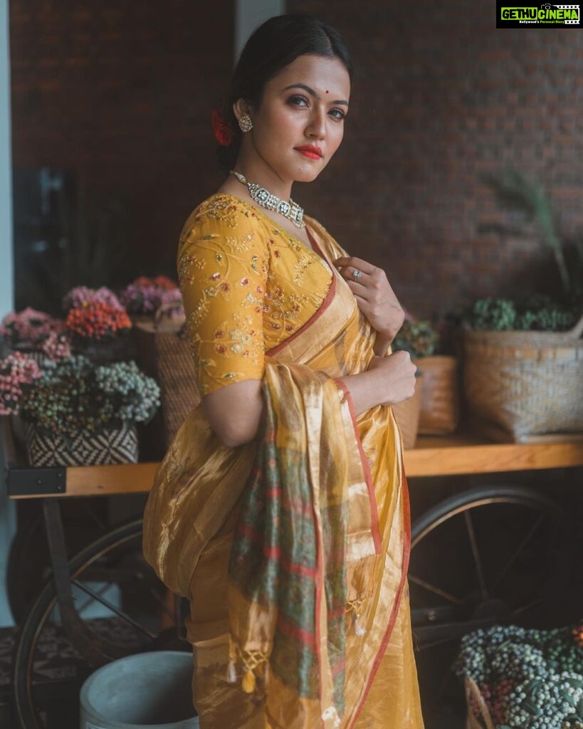 Actress Aparna Das HD Instagram Photos and Wallpapers July 2022 | Gethu ...