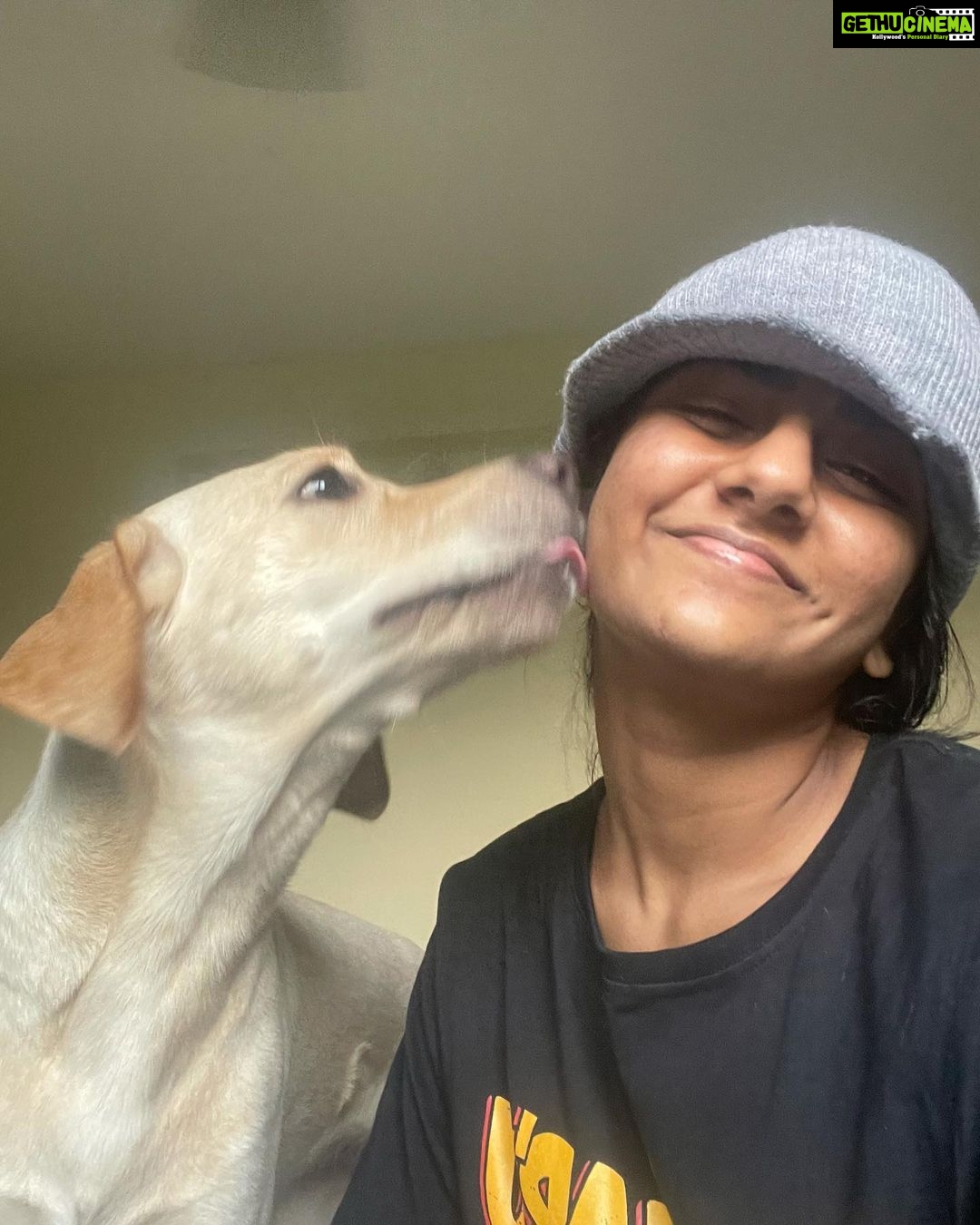 Gabriella Charlton Instagram – Keep your spirits high! Times can be ...