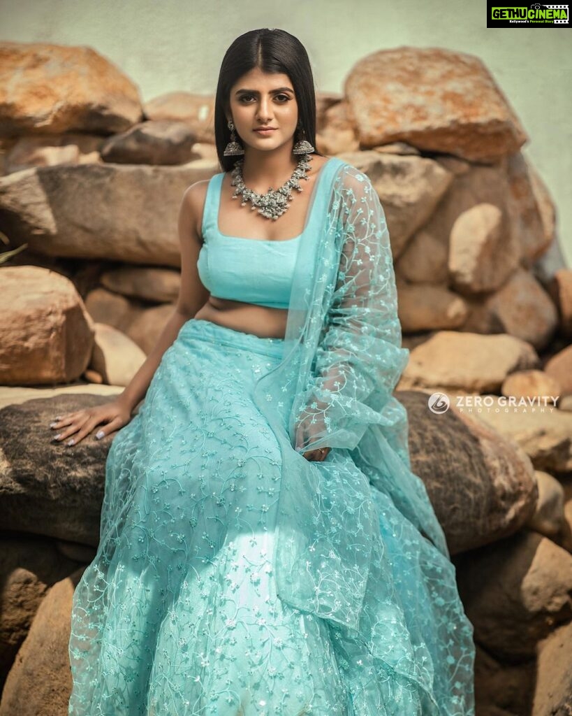 Actress Gabriella Charlton HD Photos and Wallpapers March 2021 - Gethu ...