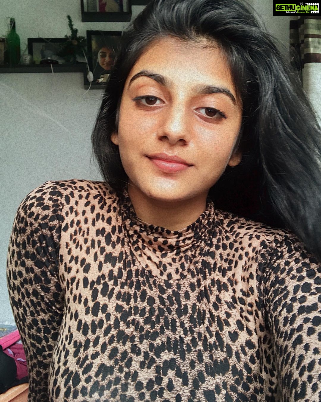 Gabriella Charlton Instagram – With or without scars, I’m slowly ...