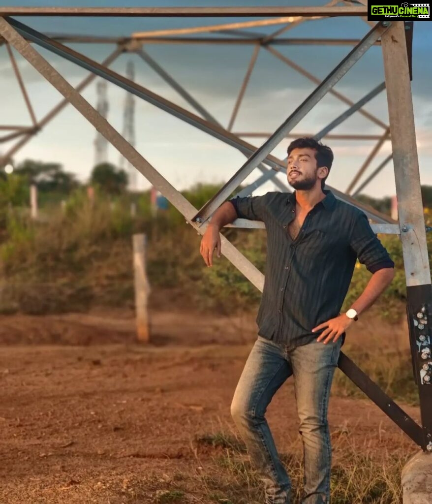 Actor Kalidas Jayaram HD Instagram Photos and Wallpapers November 2021 ...