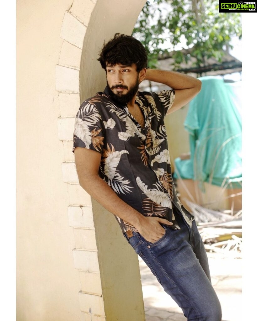 Actor Kalidas Jayaram HD Instagram Photos and Wallpapers November 2021 ...