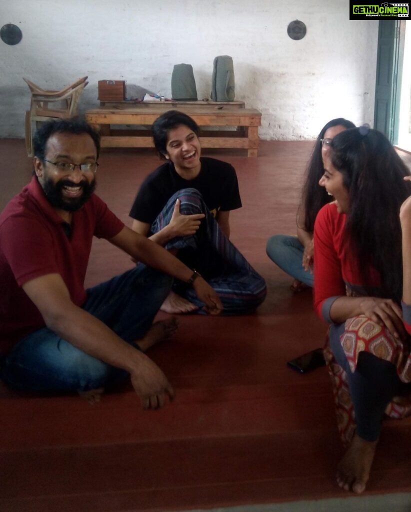 Maya Sundarakrishnan Instagram - Purisai with Master and beautiful ...