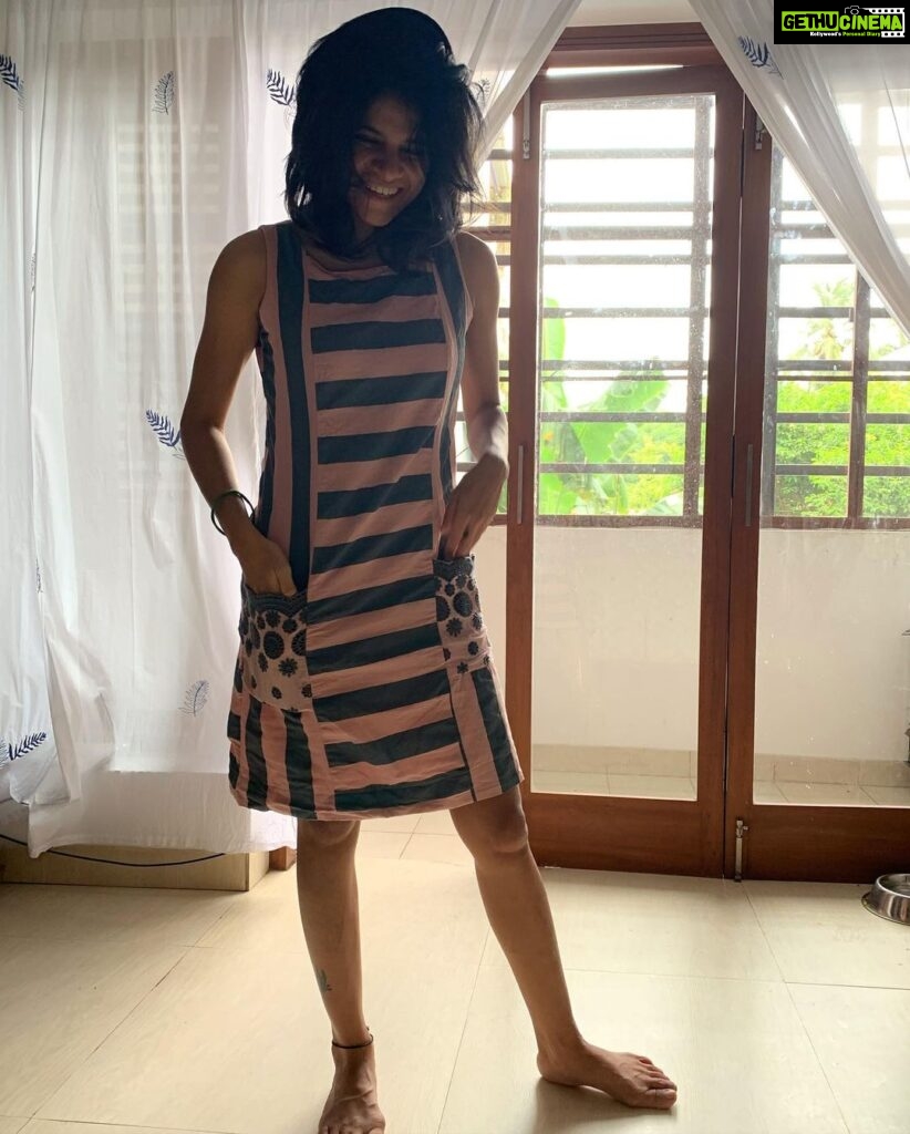 Actress Maya Sundarakrishnan HD Instagram Photos and Wallpapers ...