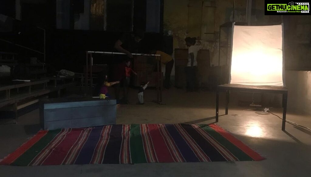 Actress Maya Sundarakrishnan HD Instagram Photos and Wallpapers August ...