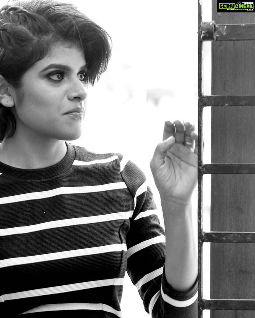 Actress Maya Sundarakrishnan HD Instagram Photos and Wallpapers ...