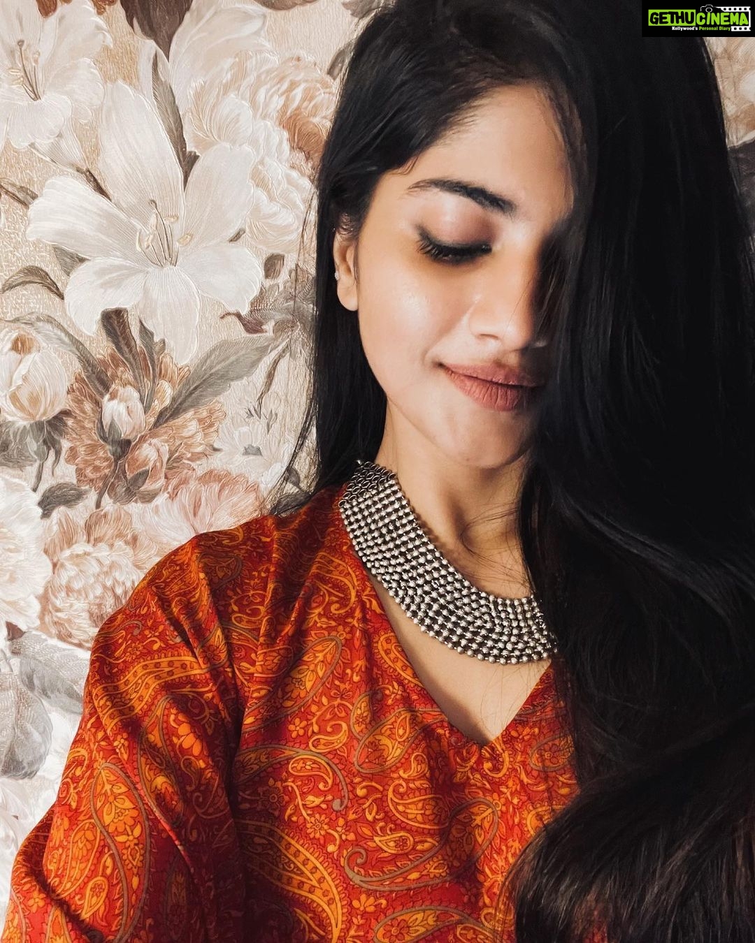 Actress Megha Akash HD Instagram Photos and Wallpapers August 2022 ...