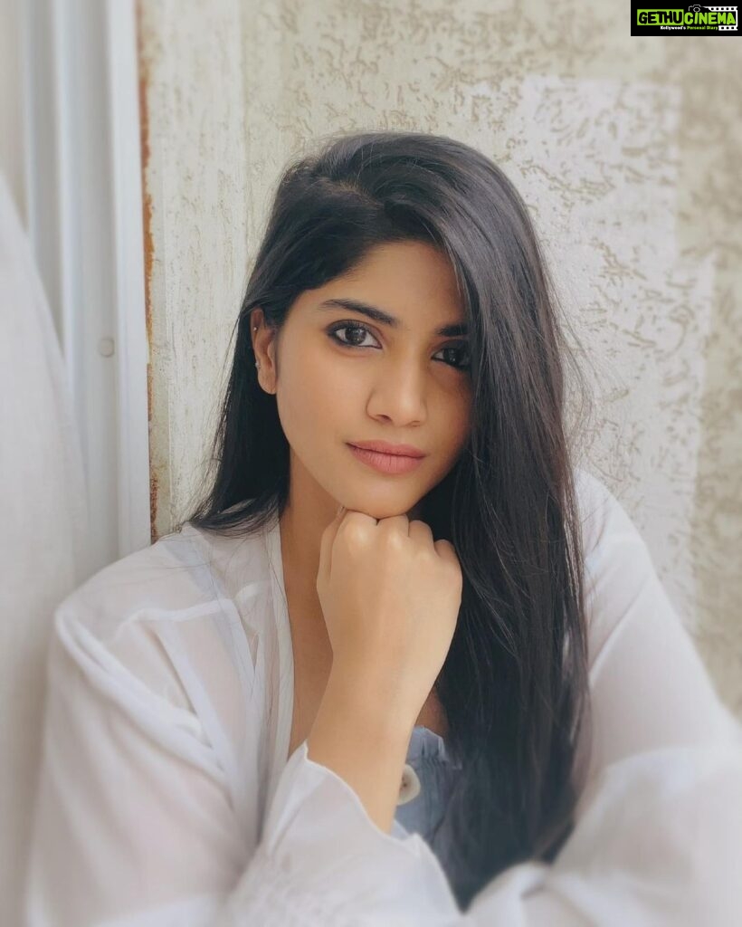 Actress Megha Akash HD Instagram Photos and Wallpapers July 2022 ...