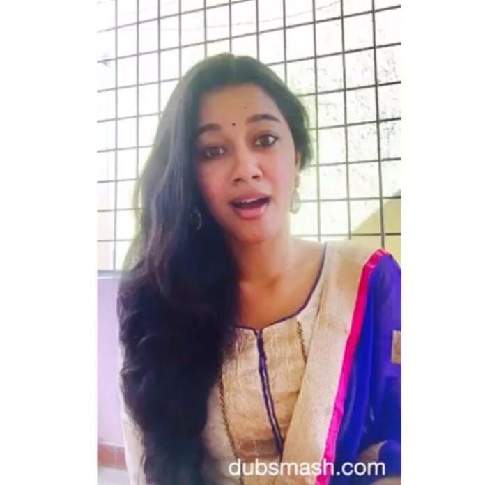 Actress Mirnalini Ravi HD Photos and Wallpapers December 2016 - Gethu Cinema