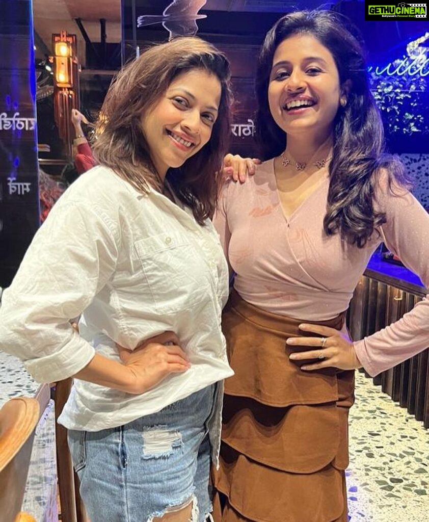 Actress Paridhi Sharma HD Instagram Photos and Wallpapers July 2022 ...