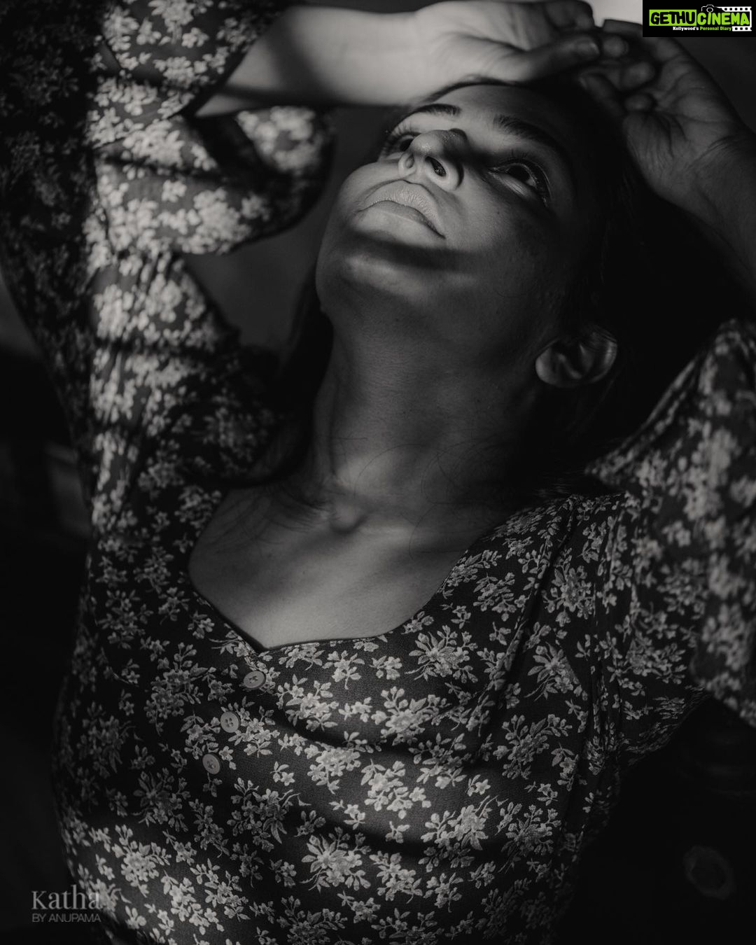 Rajisha Vijayan Instagram – Chained! @anupama_panicker | Gethu Cinema