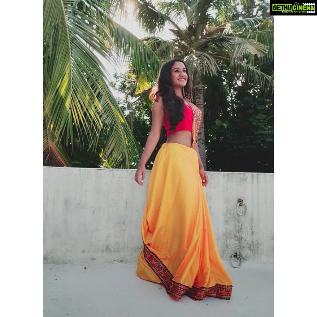 Raveena Daha Instagram - நம் நியாபகங்கள் அதை நினைத்திருப்பேன் என்னை ...