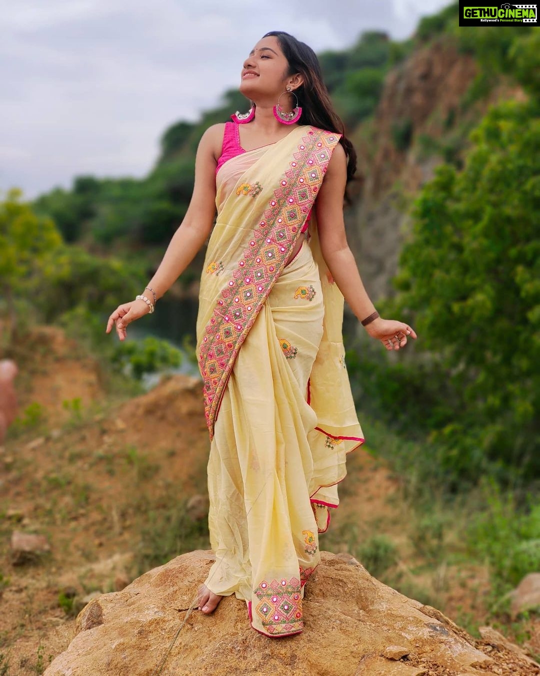 Actress Raveena Daha HD Photos and Wallpapers January 2022 - Gethu Cinema