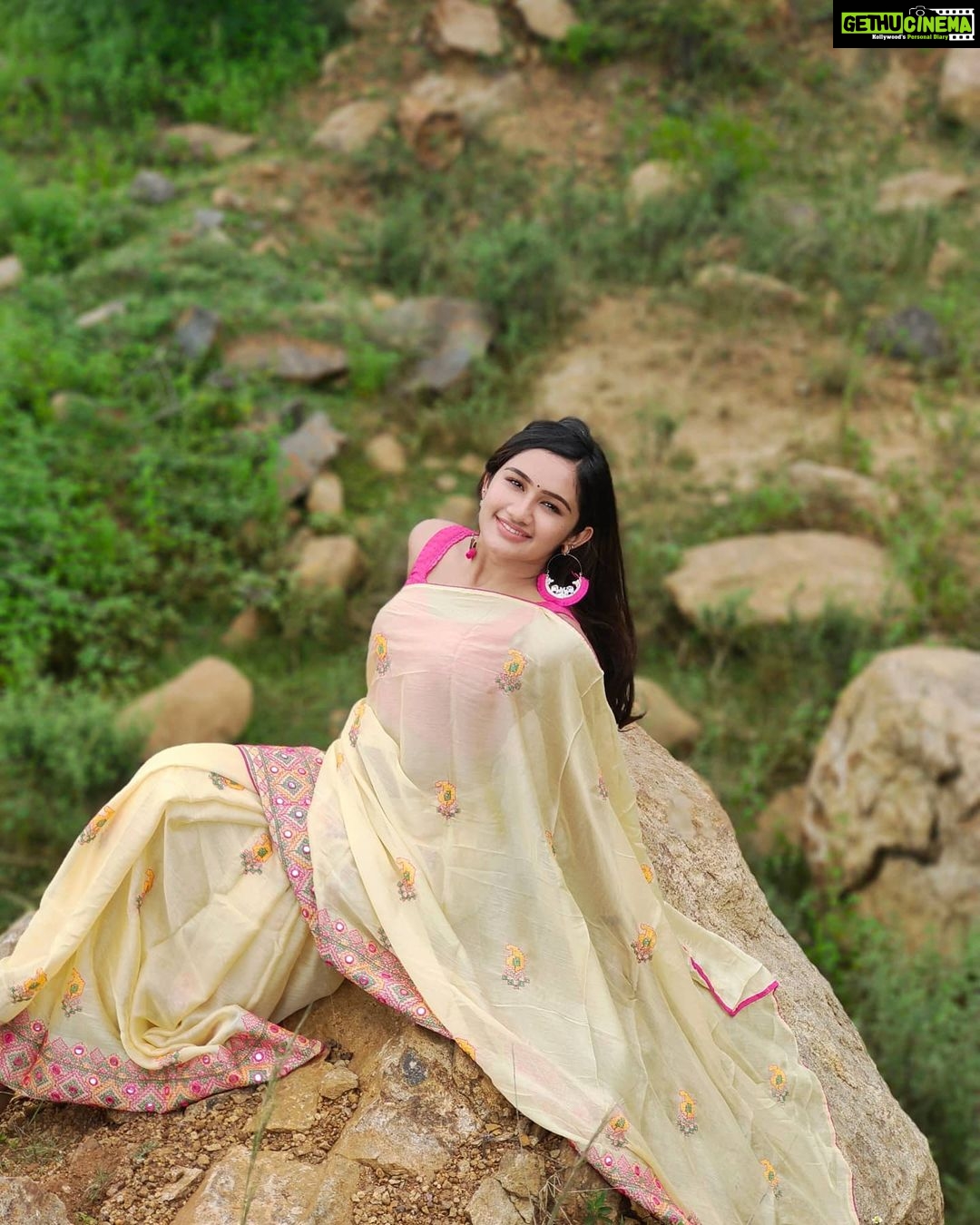 Actress Raveena Daha HD Photos and Wallpapers January 2022 - Gethu Cinema