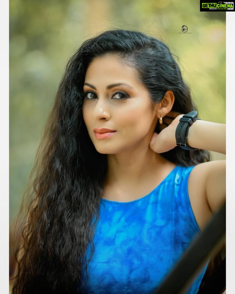 Actress Sadha HD Instagram Photos and Wallpapers July 2022 | Gethu Cinema