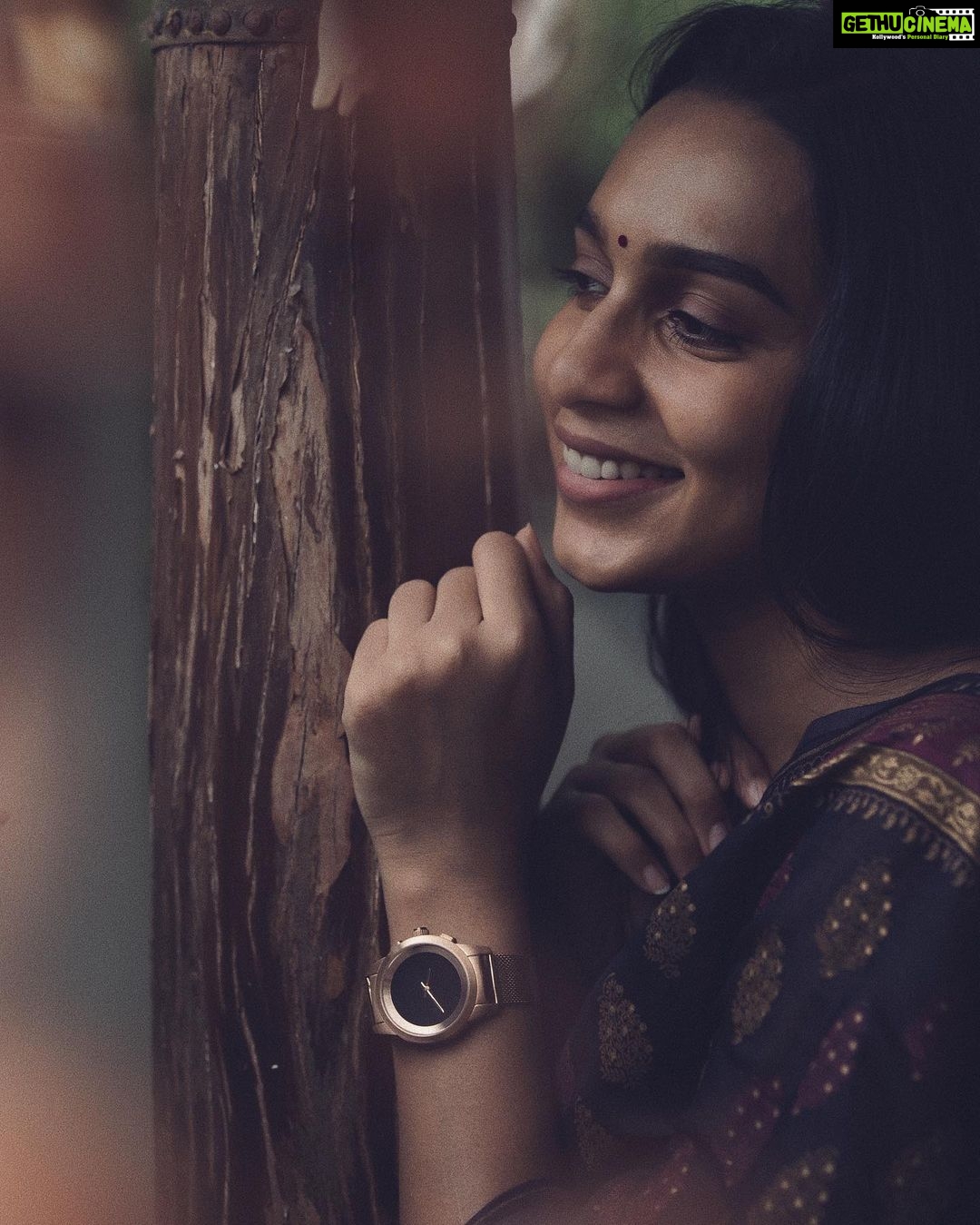 Actress Sanchana Natarajan HD Photos and Wallpapers August 2020 - Gethu Cinema