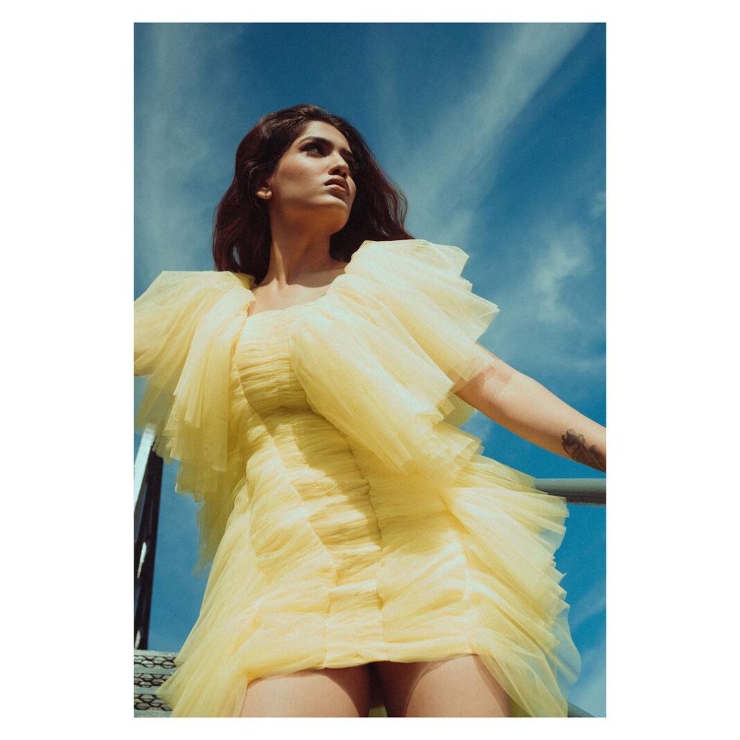 Actress Saniya Iyappan HD Instagram Photos and Wallpapers November 2020 ...