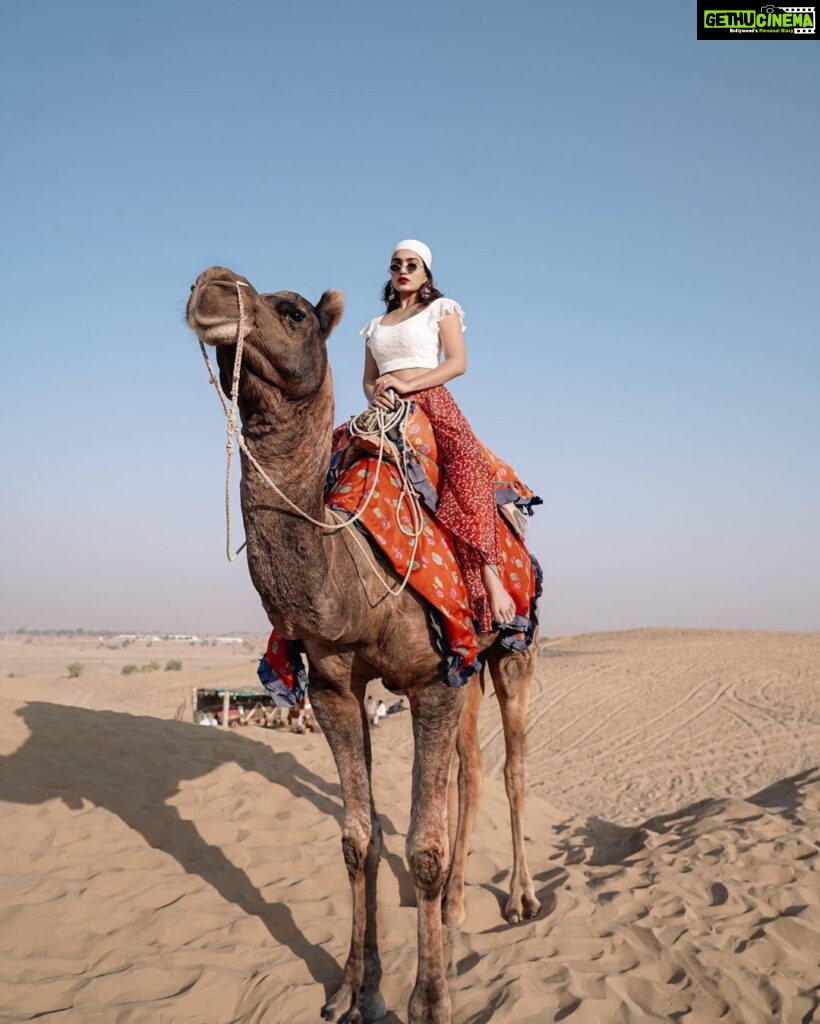 Actress Saniya Iyappan HD Instagram Photos and Wallpapers December 2021 ...