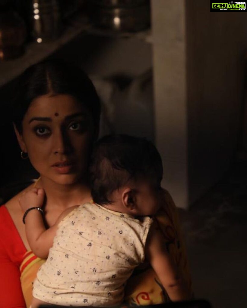 Actress Shriya Saran HD Instagram Photos and Wallpapers July 2022 ...