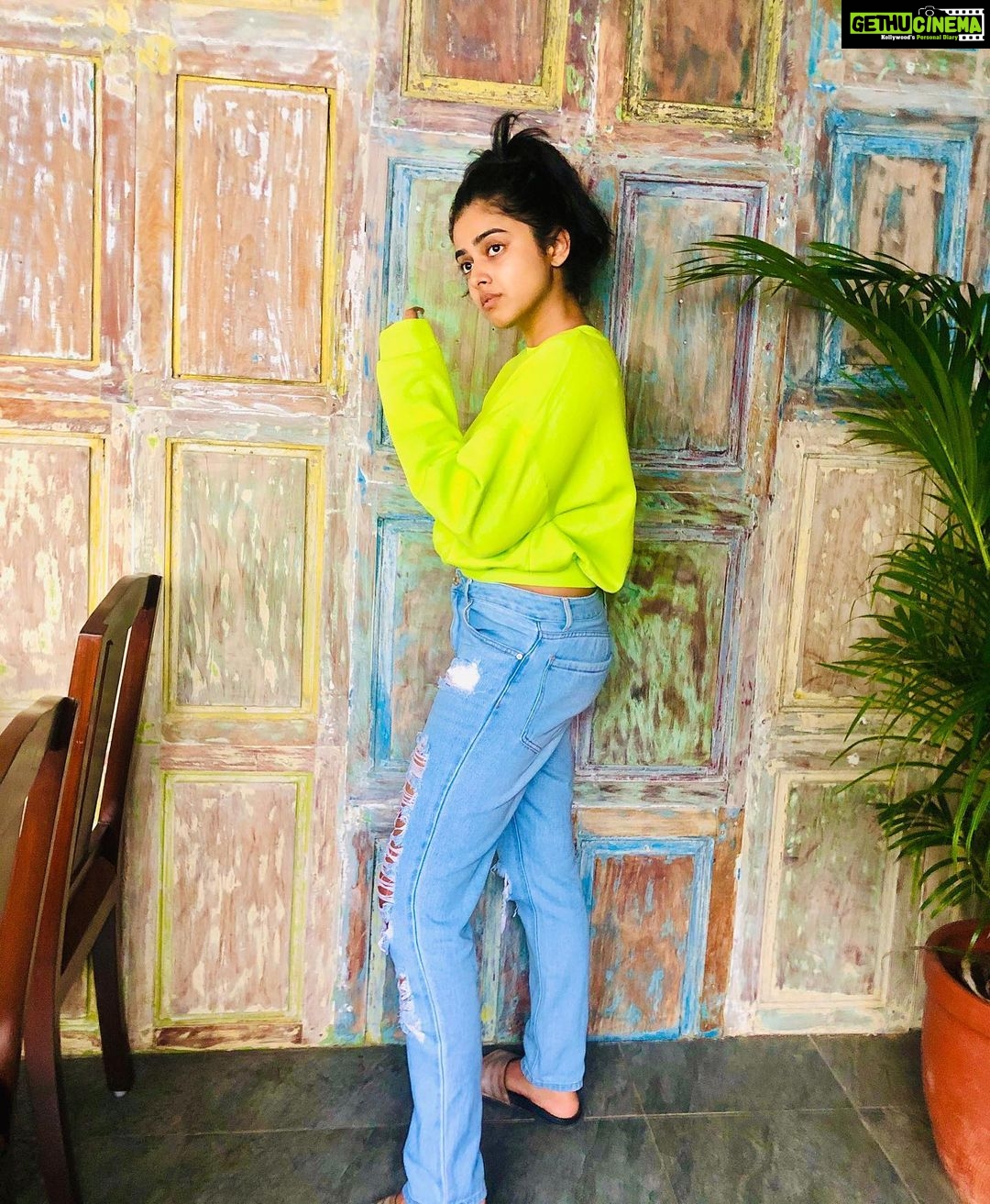 Siddhi Idnani Instagram – Chirpy Chirpy Siddy🦋 Chennai, India | Gethu ...