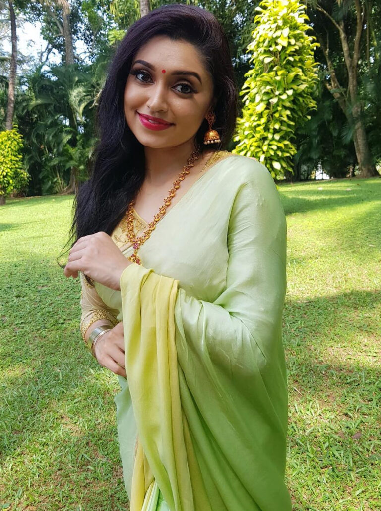 Actress Sija Rose New Photo Collections - Gethu Cinema