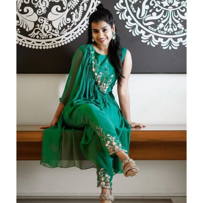 Actress Sivaangi Krishnakumar HD Instagram Photos and Wallpapers August ...