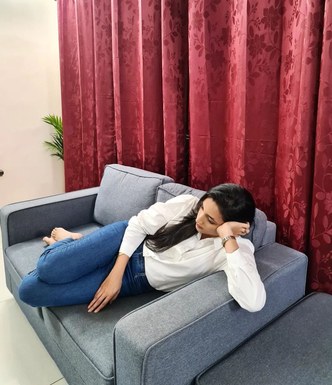 Actress Srinidhi Ramesh Shetty HD Photos and Wallpapers July 2022 ...