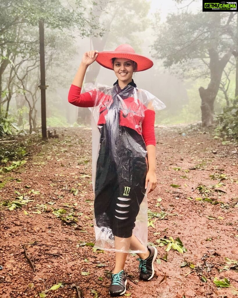Swathishta Krishnan Instagram - Wearing @tamaara_by_trb_malaysia ...