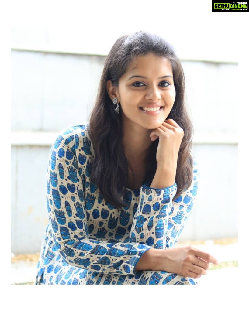 Actress Swathishta Krishnan HD Instagram Photos and Wallpapers April 2021 | Gethu Cinema