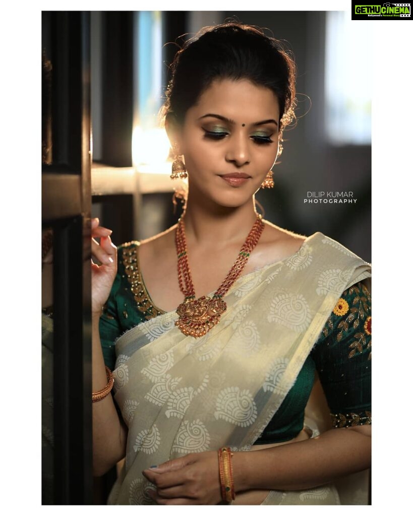 Actress Swathishta Krishnan HD Photos and Wallpapers October 2019 ...
