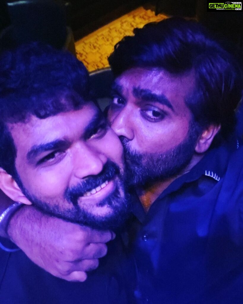 Director Vignesh Shivan HD Photos and Wallpapers March 2020 - Gethu Cinema