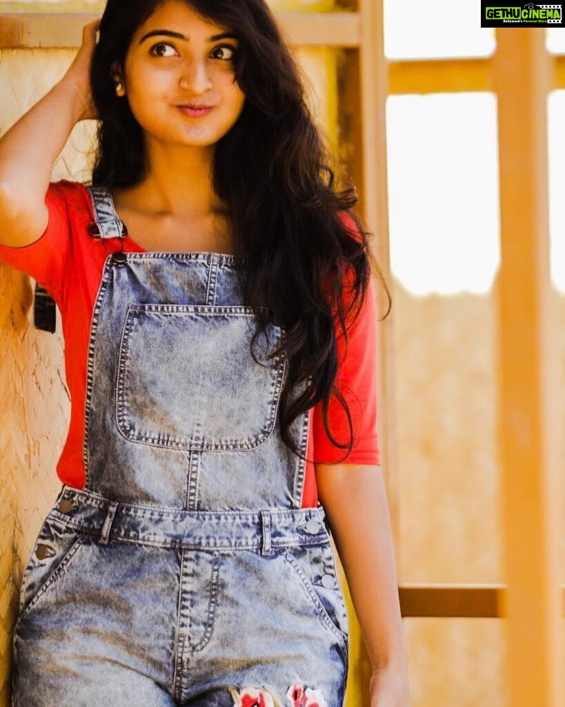 Actress Ananya Nagalla HD Instagram Photos and Wallpapers August 2019 ...