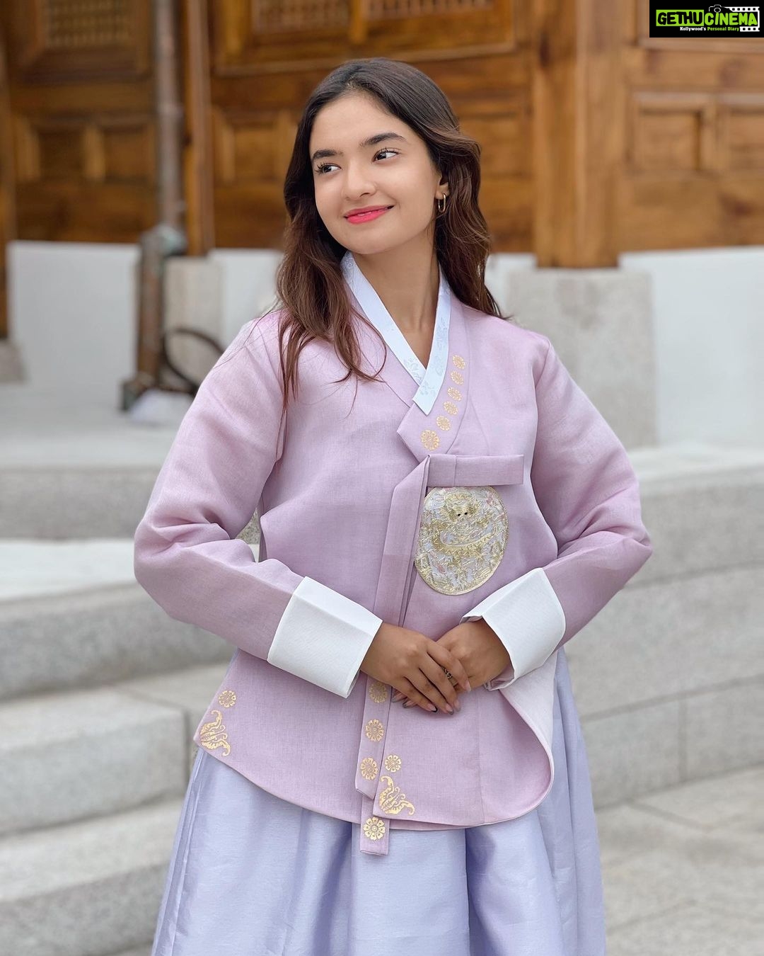 Anushka Sen Instagram – Today I wore Hanbok 한복 ( Traditional Korean ...
