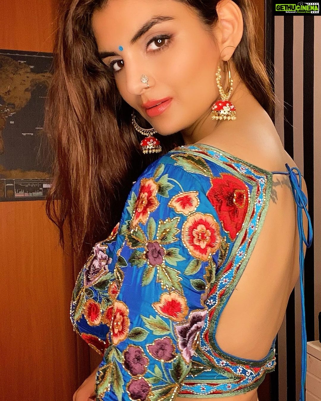 Anveshi Jain Instagram – 4.6 Million on Facebook ! Thank you 😊 Mumbai ...