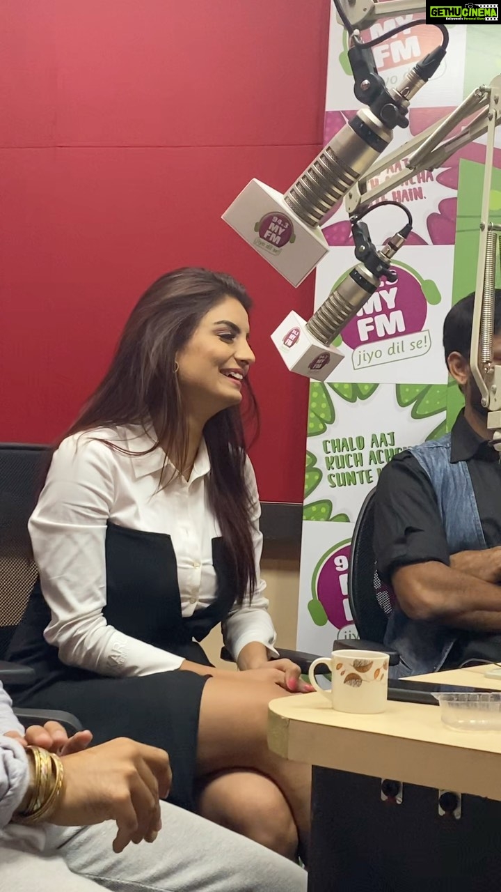 Anveshi Jain Instagram – @myfmindia How I feel about playing Vidya and ...